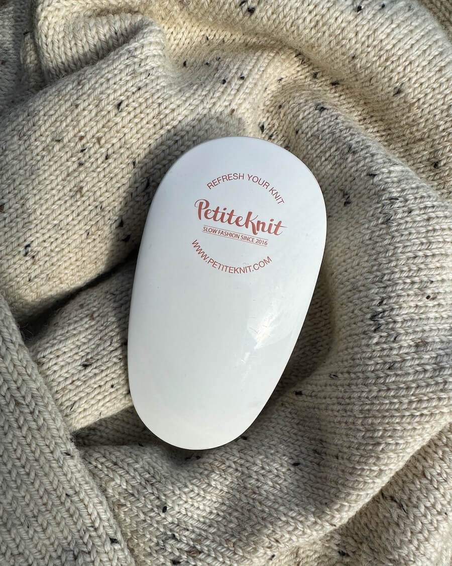 PetiteKnit: Lint Remover – Oxford Yarn Store
